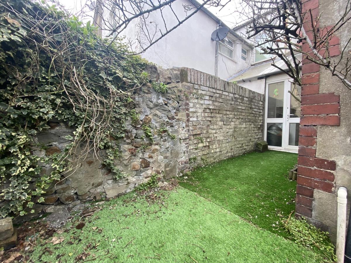 5 bedroom house for rent Moy Road Cardiff, CF24 4TG | UniHomes