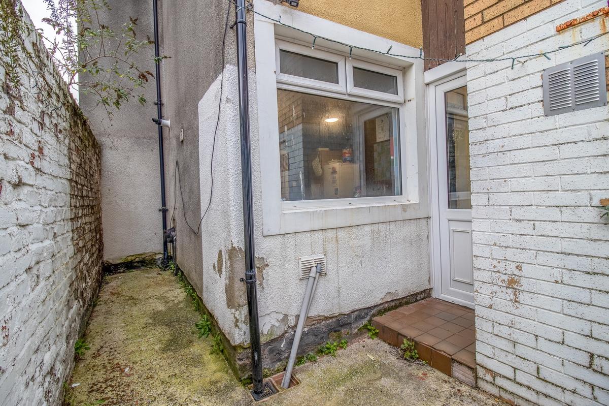 7 bedroom house for rent Salisbury Road, Liverpool, L15 2HU | UniHomes