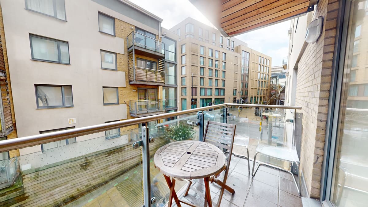 3 Bedroom Apartment For Rent Fleet Street Brighton Bn1 4gs Unihomes