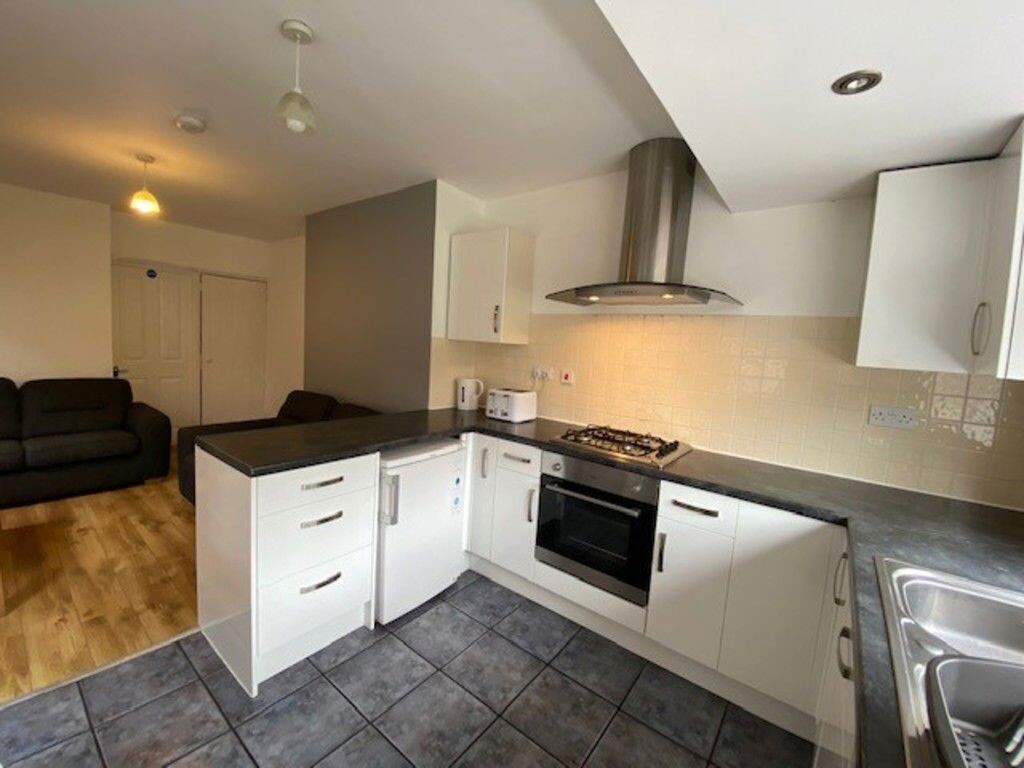 4 bedroom house for rent Monkswell Road Exeter, EX4 7AX | UniHomes