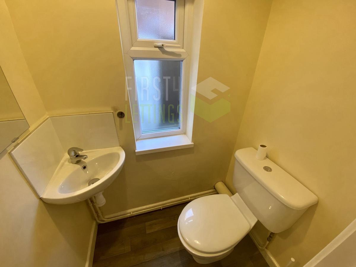3 bedroom house for rent Wordsworth Road Leicester, LE2 6ED | UniHomes