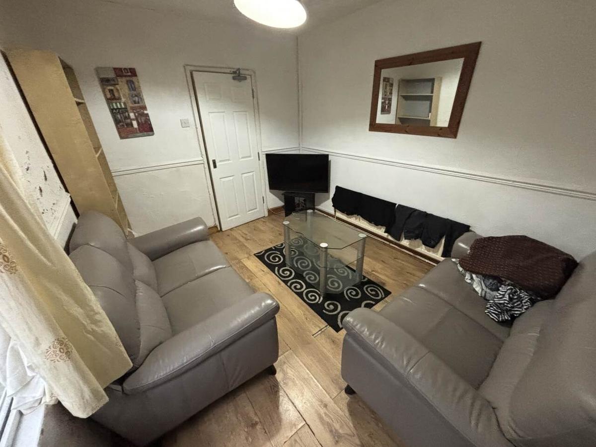 4 bedroom house for rent Angus Street Cardiff, CF24 3LY | UniHomes