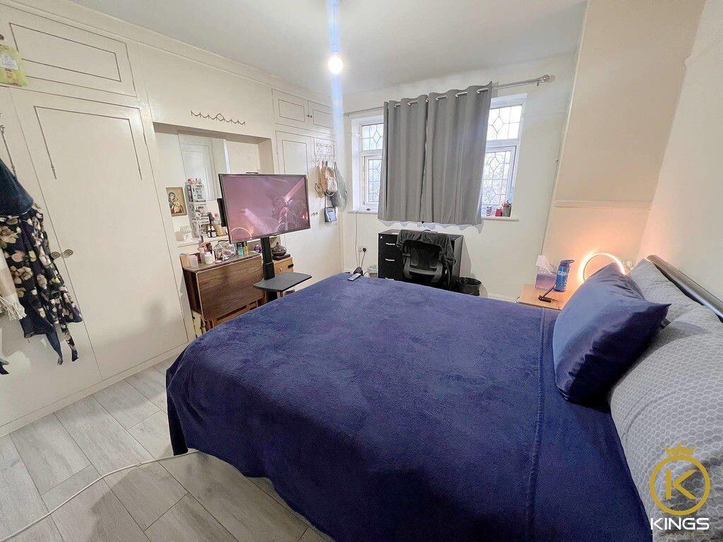 5 bedroom house for rent Ash Grove, Surrey, GU2 8UT | UniHomes