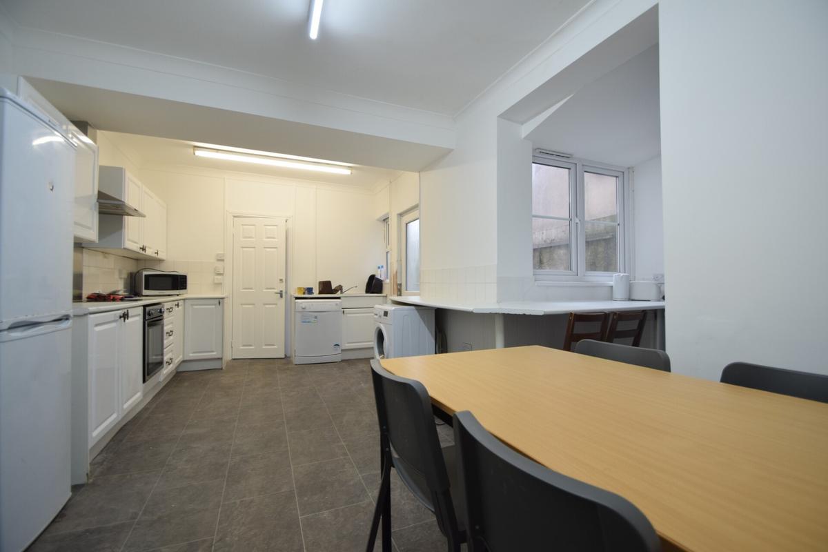 5 bedroom house for rent Alfred Street, Cardiff, CF24 4TZ | UniHomes
