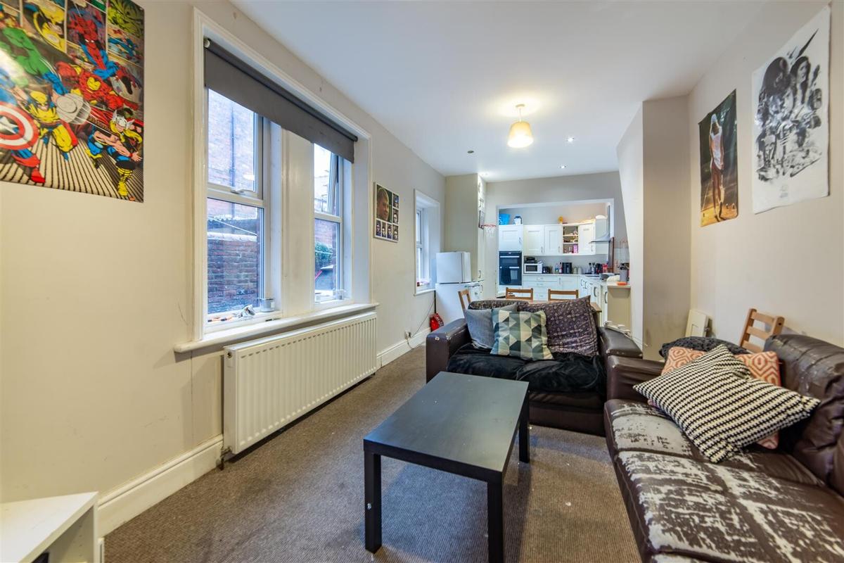 6 bedroom house for rent Devonshire Place Newcastle, NE2 2NB | UniHomes
