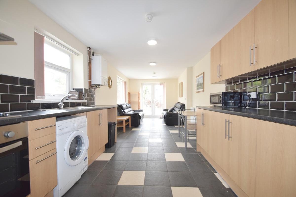 6 bedroom house for rent Richards Street Cardiff, CF24 4DD | UniHomes