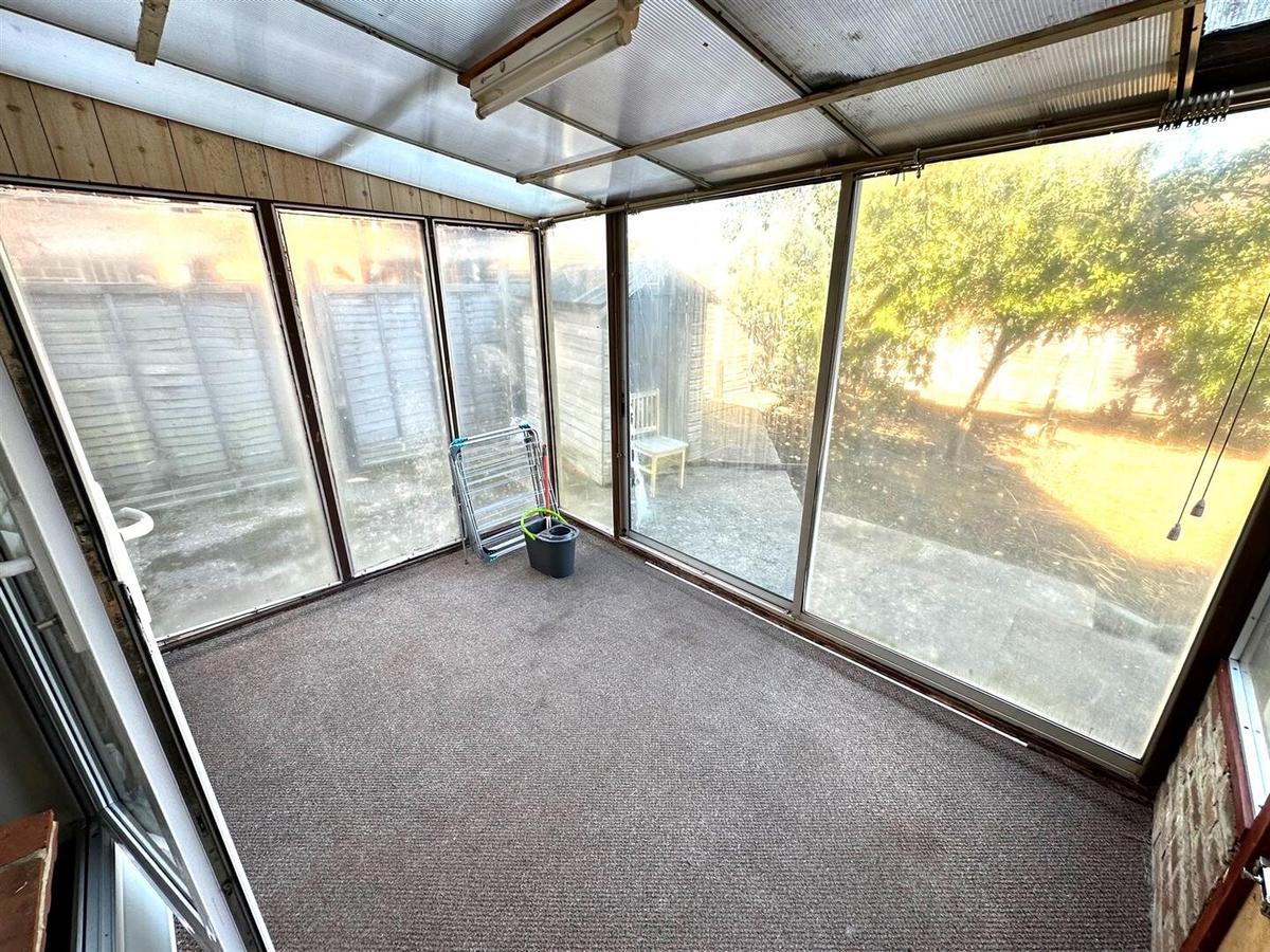 4 bedroom house for rent Montague Road, London, UB8 1QL | UniHomes