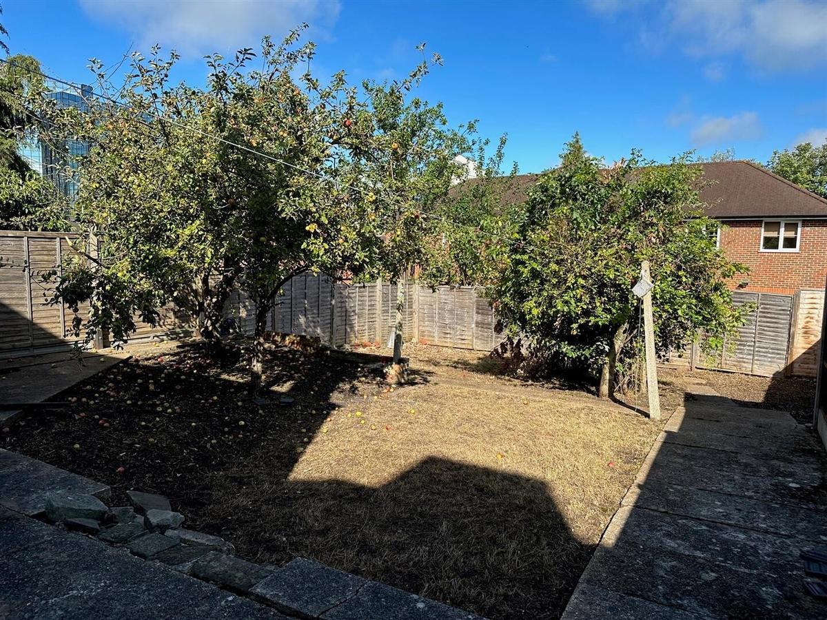 4 bedroom house for rent Montague Road, London, UB8 1QL | UniHomes