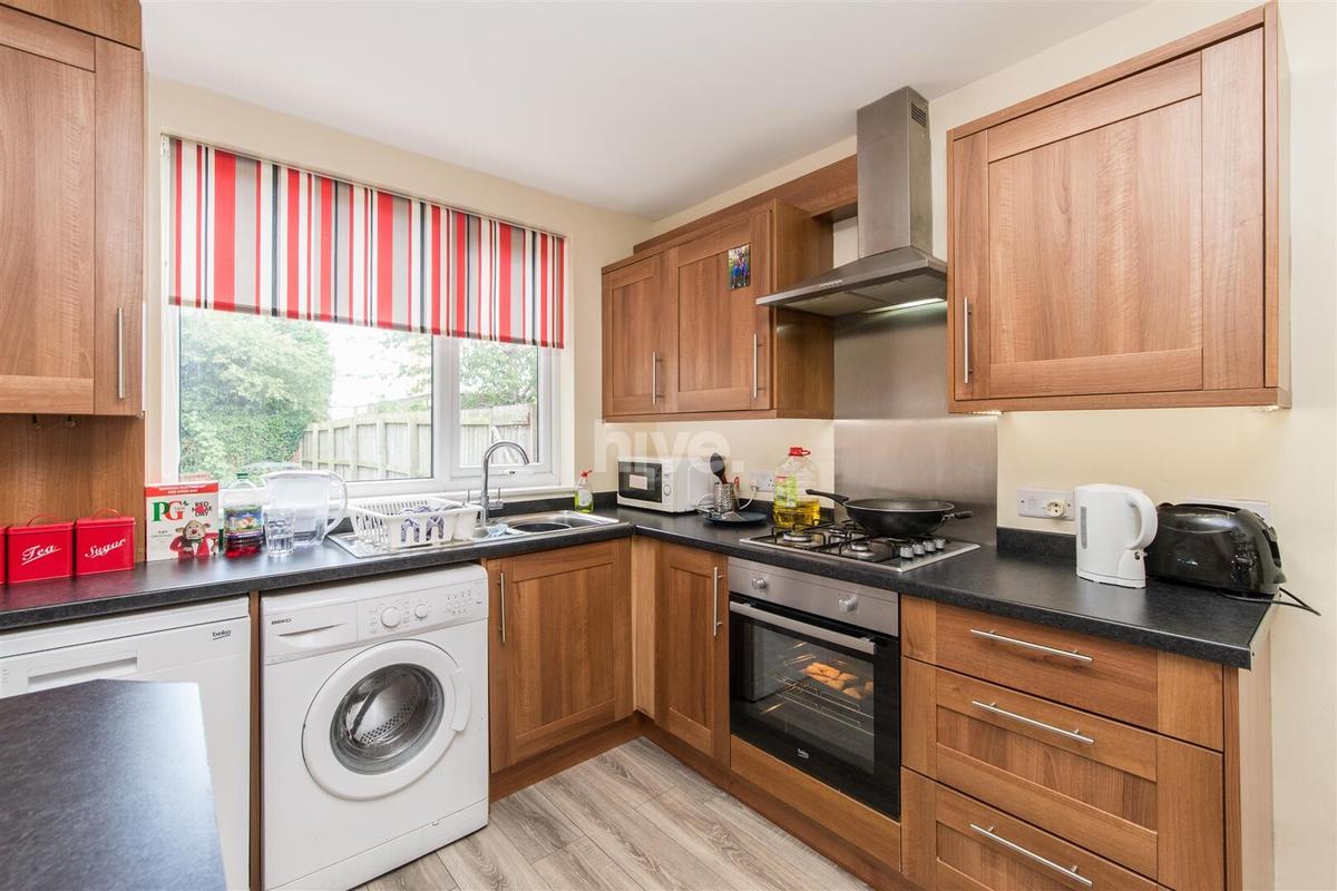 3 bedroom apartment for rent Beadnell Place Newcastle, NE2 1YD | UniHomes