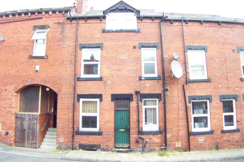 3 bedroom house for rent Providence Road Leeds, LS6 2JQ | UniHomes