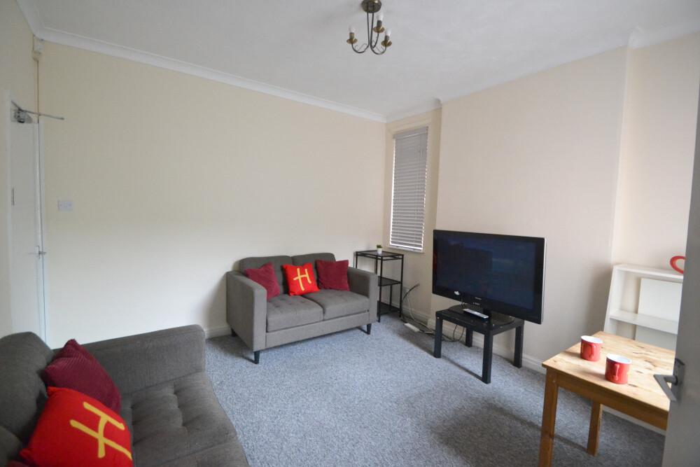 4 bedroom house for rent Trinity Avenue, Nottingham, NG7 2EU | UniHomes