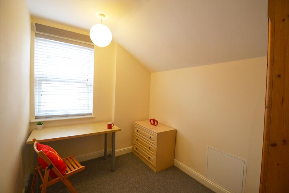 4 bedroom house for rent Trinity Avenue, Nottingham, NG7 2EU | UniHomes