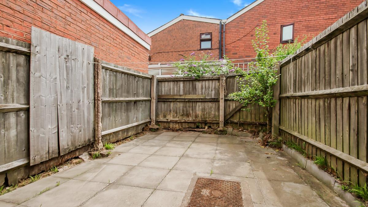 3 bedroom house for rent Witton Street Nechells, Birmingham, B9 4LH ...