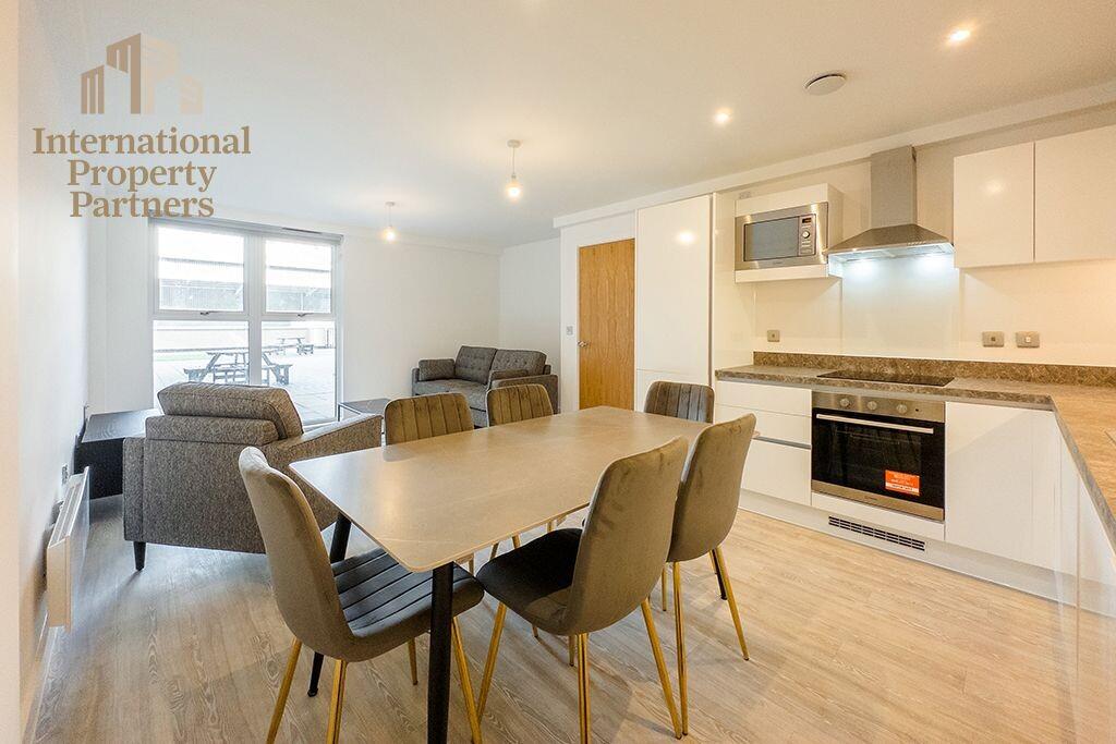 3 bedroom apartment for rent 3 Craven Street Manchester, M5 4EE | UniHomes