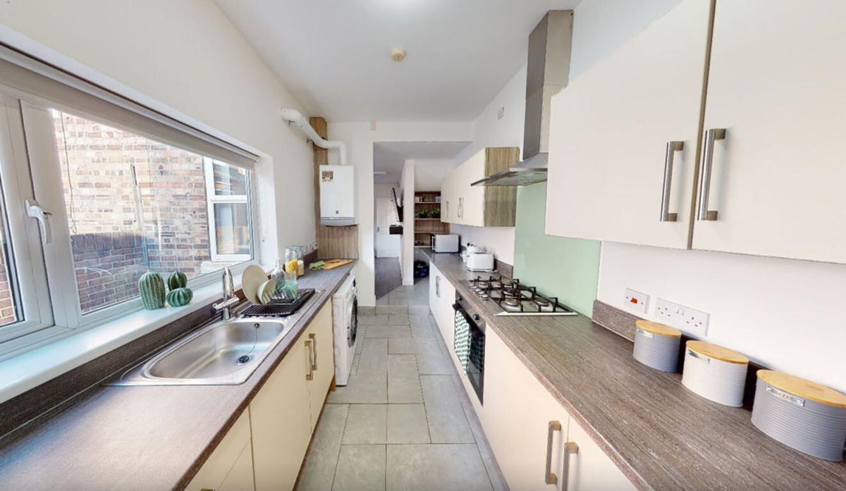5 bedroom house for rent Woodborough Road Nottingham, NG3 1AZ | UniHomes