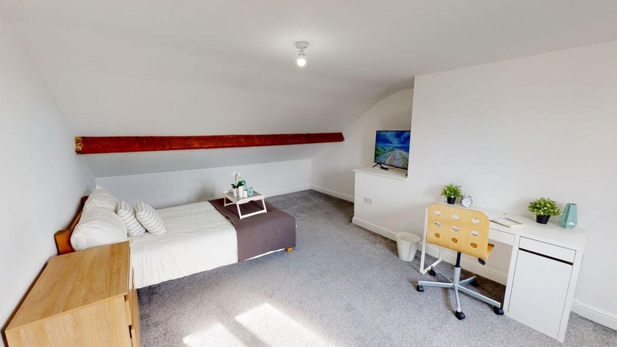 5 bedroom house for rent Woodborough Road Nottingham, NG3 1AZ | UniHomes