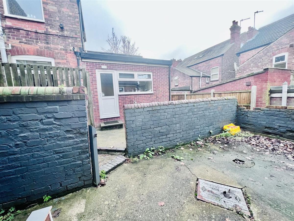 5 bedroom house for rent Derby Grove, Nottingham, NG7 1PE | UniHomes