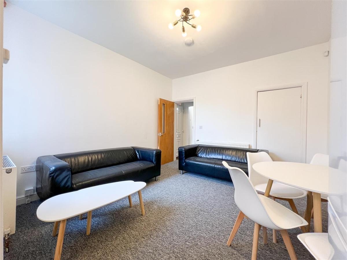 4 bedroom house for rent Stalker Lees Road Sheffield, S11 8NJ | UniHomes