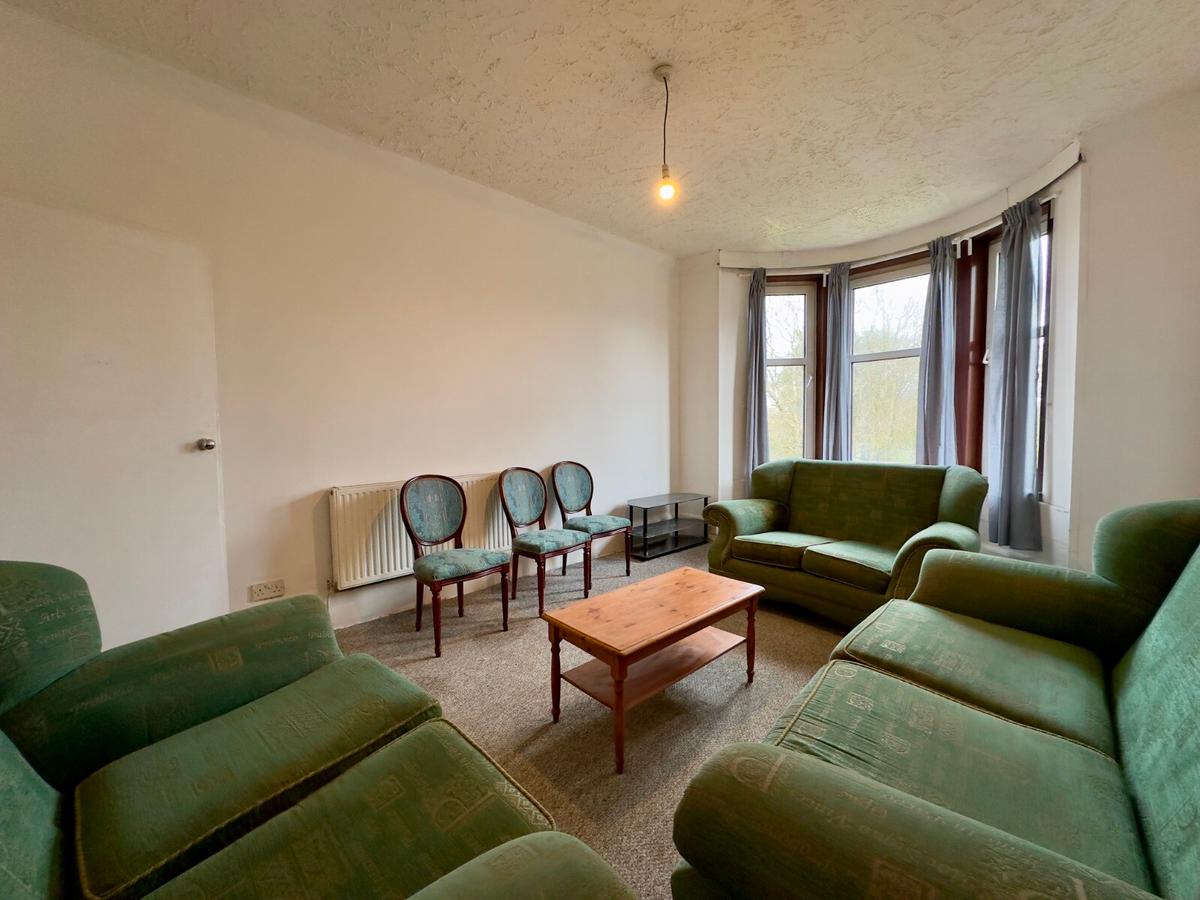 2 bedroom apartment for rent Kirkwood Street, Flat 2/2 Glasgow, G51 1QQ ...