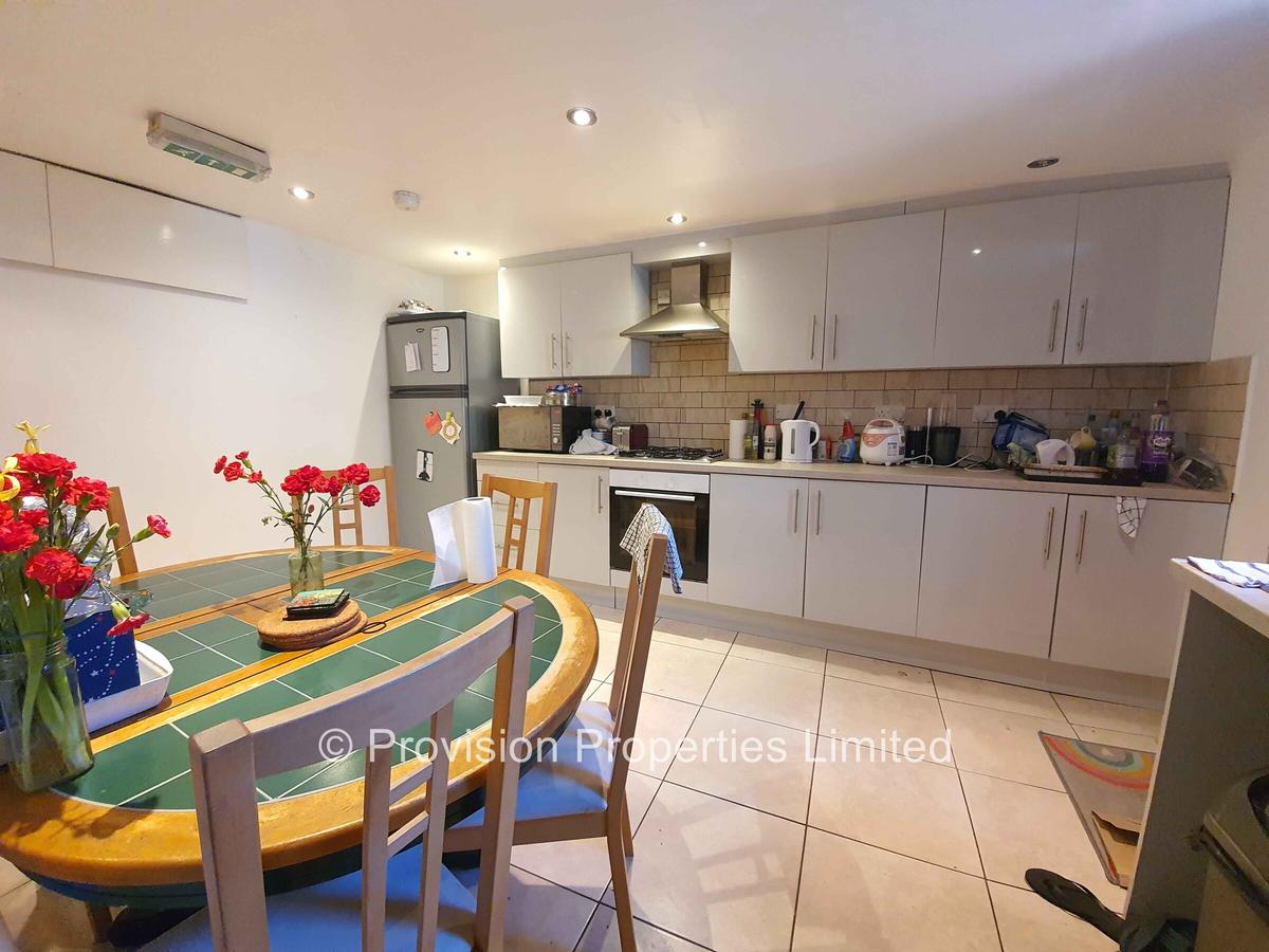5 bedroom house for rent Cardigan Lane Leeds Leeds, LS6 1DX | UniHomes