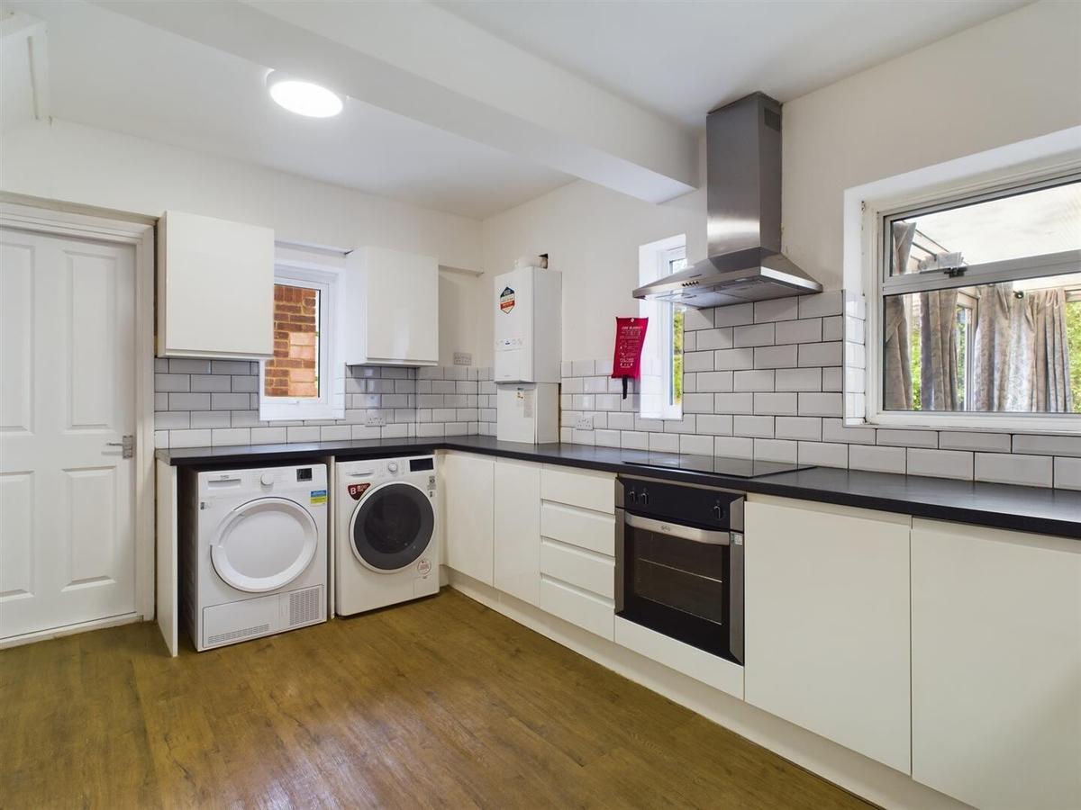 6 bedroom house for rent Roundway, Brighton, BN1 9AQ | UniHomes