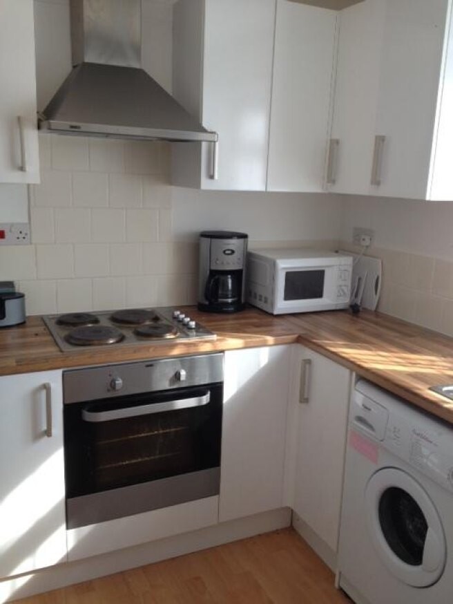 4 bedroom house for rent Crown Gardens, Canterbury, CT2 8LQ | UniHomes