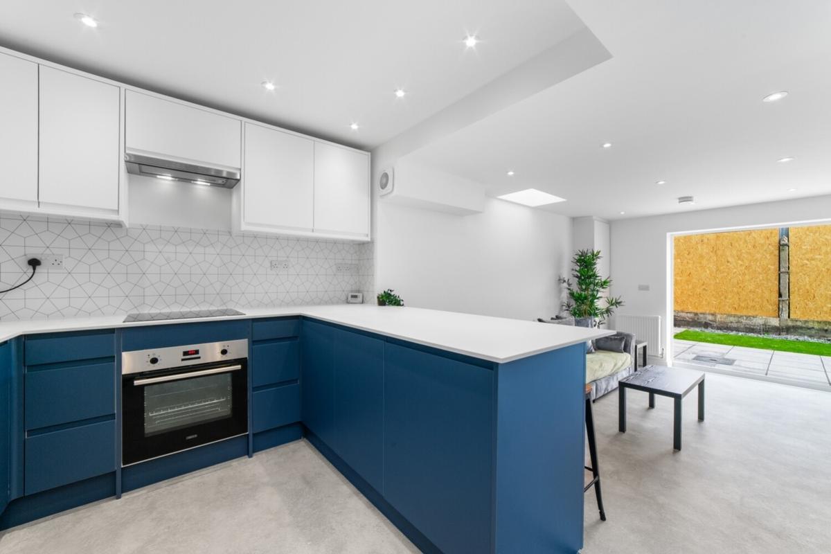 6 bedroom house for rent Rhymney Street, Cardiff, CF24 4DH | UniHomes