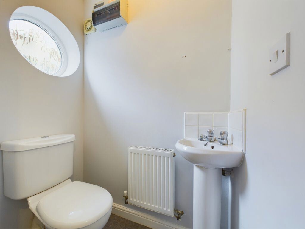 2 bedroom house for rent Goods Yard Close Loughborough, LE11 5EB | UniHomes