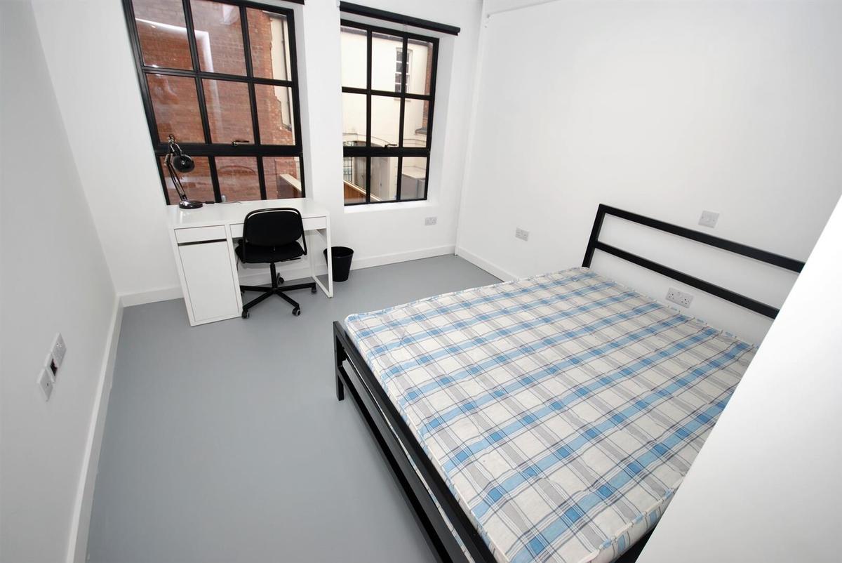 6 bedroom apartment for rent 79 Bedford Street Leamington Spa, CV32 5DN ...