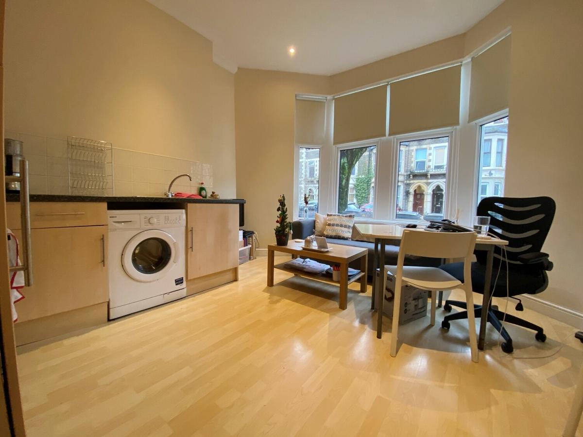 1 bedroom house for rent Connaught Road Cardiff, CF24 3PX | UniHomes