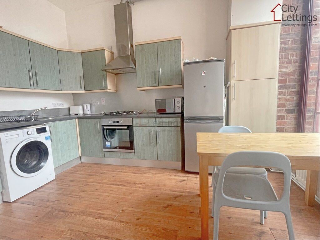 2 bedroom apartment for rent Raleigh Square, Nottingham, NG7 4DN | UniHomes