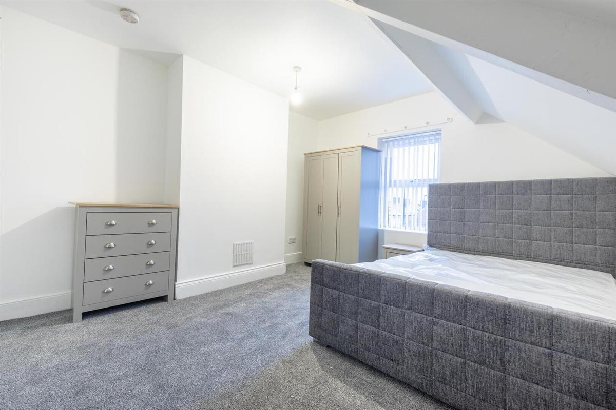 4 bedroom apartment for rent Meldon Terrace, Newcastle, NE6 5XP | UniHomes
