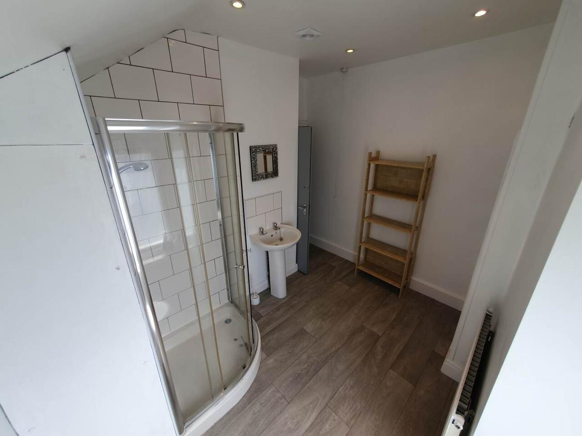 4 bedroom house for rent Llanishen Street Cardiff, CF14 3QD | UniHomes