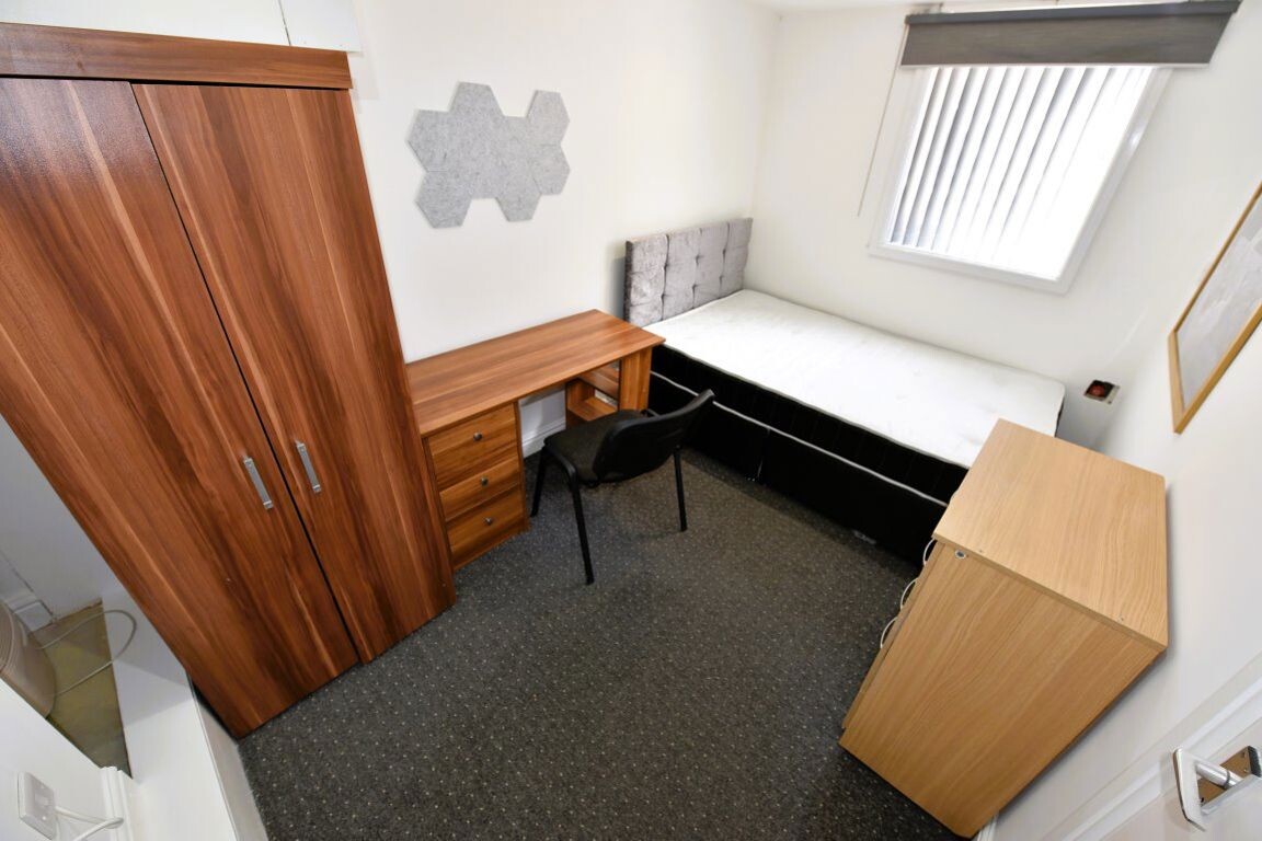 5 bedroom house for rent Harold Grove Leeds, LS6 1LB | UniHomes
