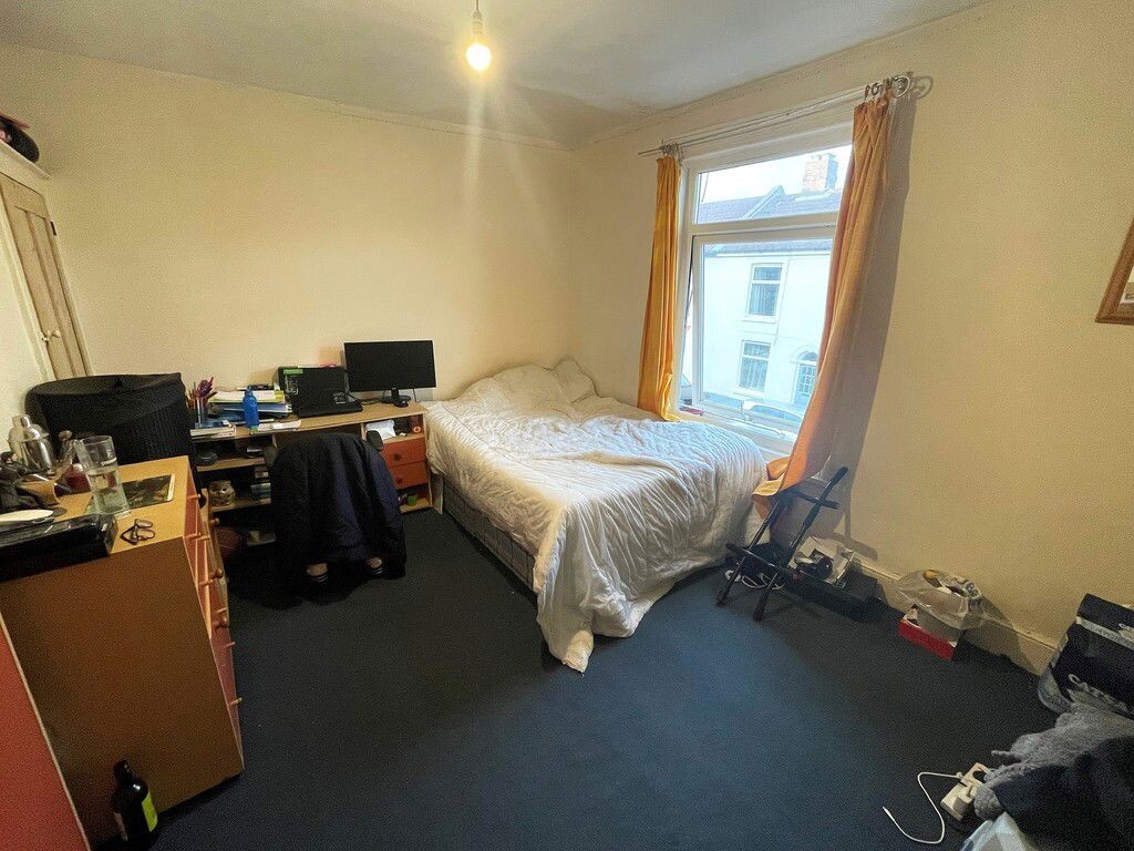 4 bedroom house for rent Margate Road Portsmouth, PO5 1EZ | UniHomes