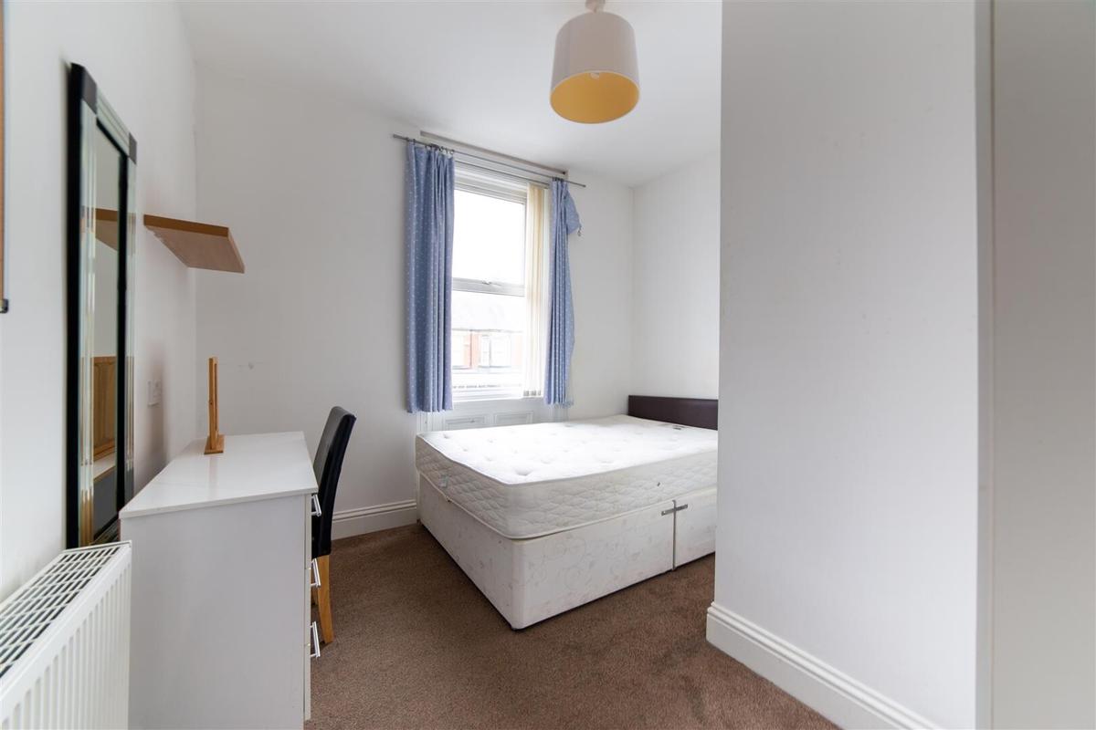 4 bedroom apartment for rent Chillingham Road, Newcastle, NE6 5LL ...
