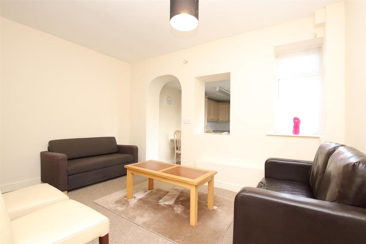 4 bedroom house for rent Holcombe Green Bath, BA1 4HY | UniHomes