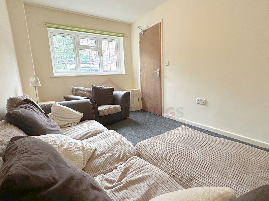 5 bedroom house for rent Bluecoat Close Nottingham, NG1 4DP | UniHomes