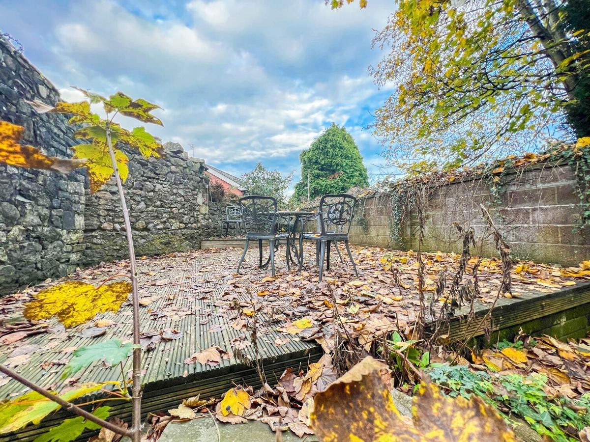 6 bedroom house for rent Senghenydd Road, Cardiff, CF24 4AH | UniHomes