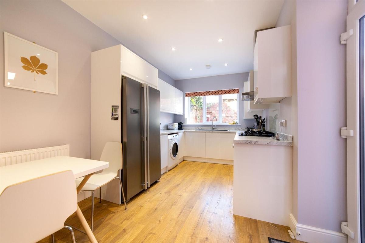 4 bedroom house for rent Manor House Road Newcastle, NE2 2LU | UniHomes
