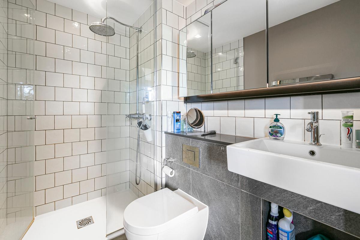 1 bedroom apartment for rent Queens Wharf, London, W6 9NE | UniHomes