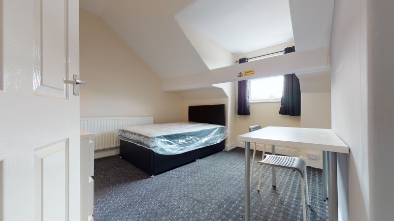 6 bedroom house for rent Woodhouse Street, Leeds, LS6 2NY | UniHomes