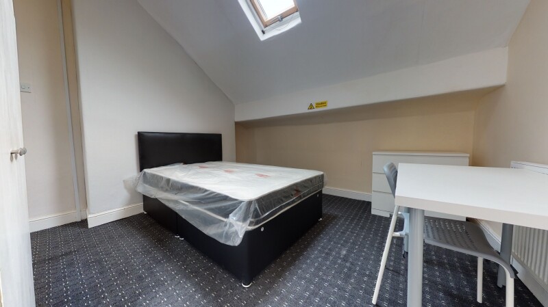 6 bedroom house for rent Woodhouse Street, Leeds, LS6 2NY | UniHomes