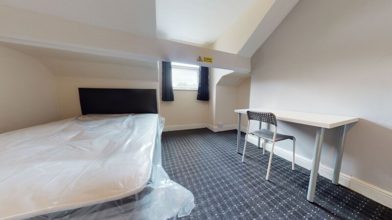 6 bedroom house for rent Woodhouse Street, Leeds, LS6 2NY | UniHomes