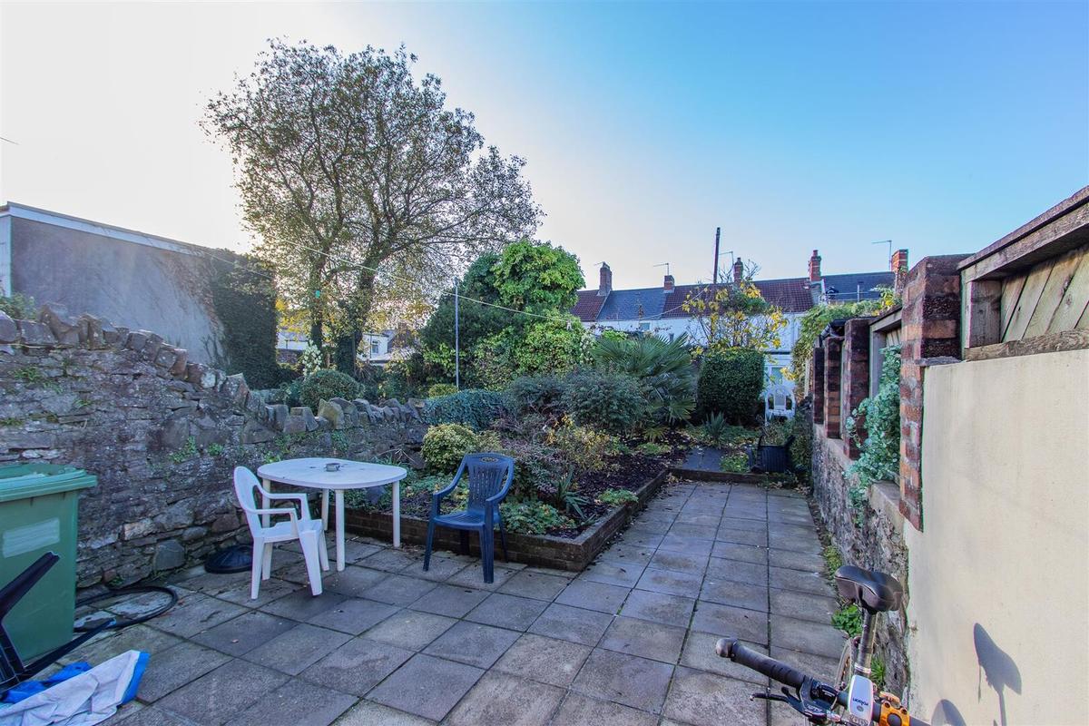 5 bedroom house for rent Flora Street Cardiff, CF24 4EQ | UniHomes