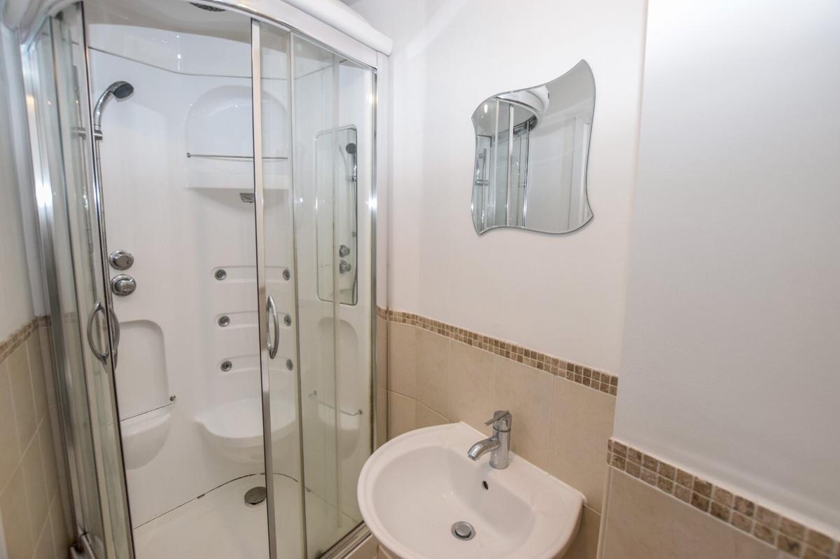 3 bedroom house for rent Zenith Manchester, M3 5JT | UniHomes
