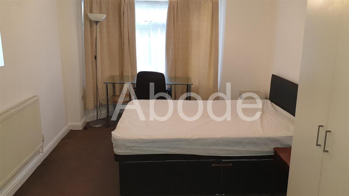 1 bedroom apartment for rent Royal Park Terrace* Leeds, LS6 1EX | UniHomes