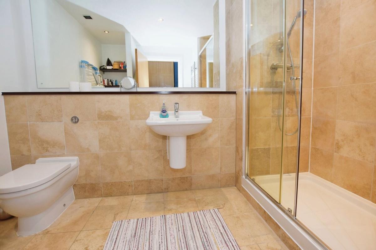2 bedroom house for rent Millennium Tower Manchester, M50 3SB | UniHomes