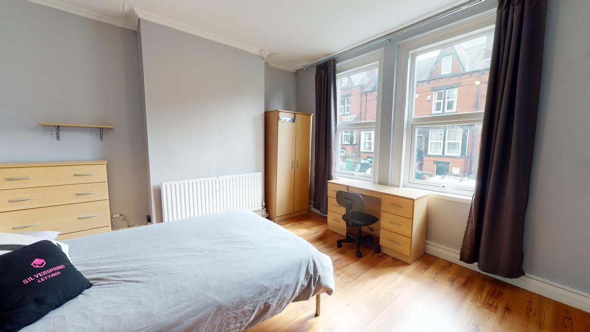 6 bedroom house for rent Manor Drive, Leeds, LS6 1DE | UniHomes