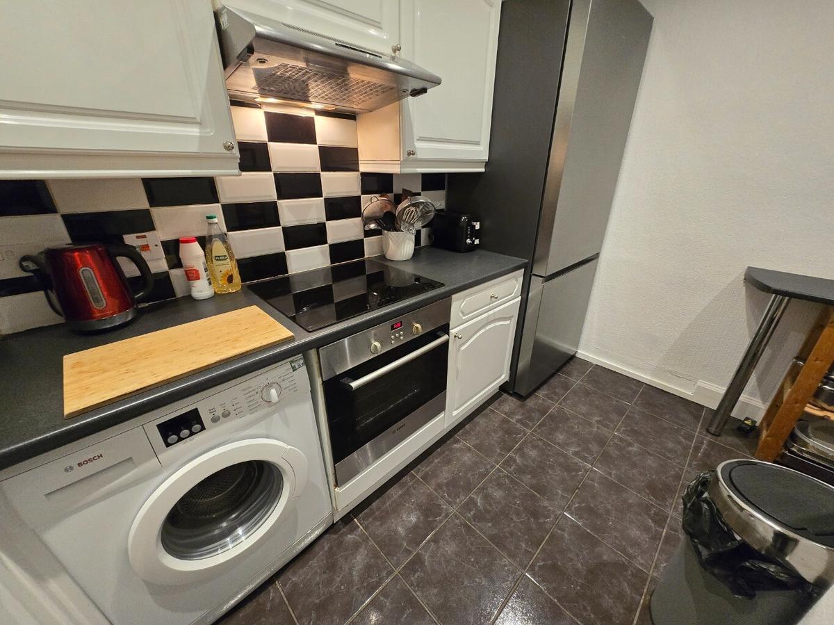 4 bedroom apartment for rent Comiston Road Edinburgh, EH10 5QQ | UniHomes